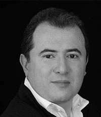 Who is Mahdi Amjad? | Profile | Manhom