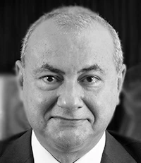 من هو باسل جمال؟ - المعلومات الكاملة