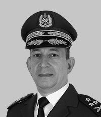 من هو رودولف هيكل؟ - المعلومات الكاملة