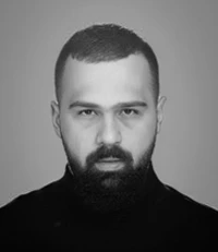 من هو حسن هاشم؟ - المعلومات الكاملة