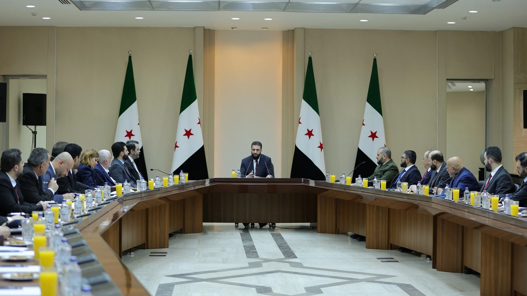 من هي هند قبوات؟ - المعلومات الكاملة