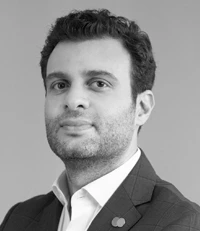 من هو جهاد خليل؟ - السيرة الذاتية