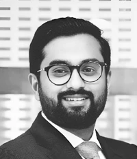 من هو أرفيند رامامورثي؟ - المعلومات الكاملة