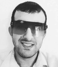 من هو محمد هاشم محمود؟ - معلومات حول الشخصية