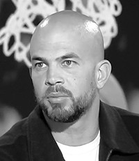 من هو سيف دياب؟ - السيرة الذاتية